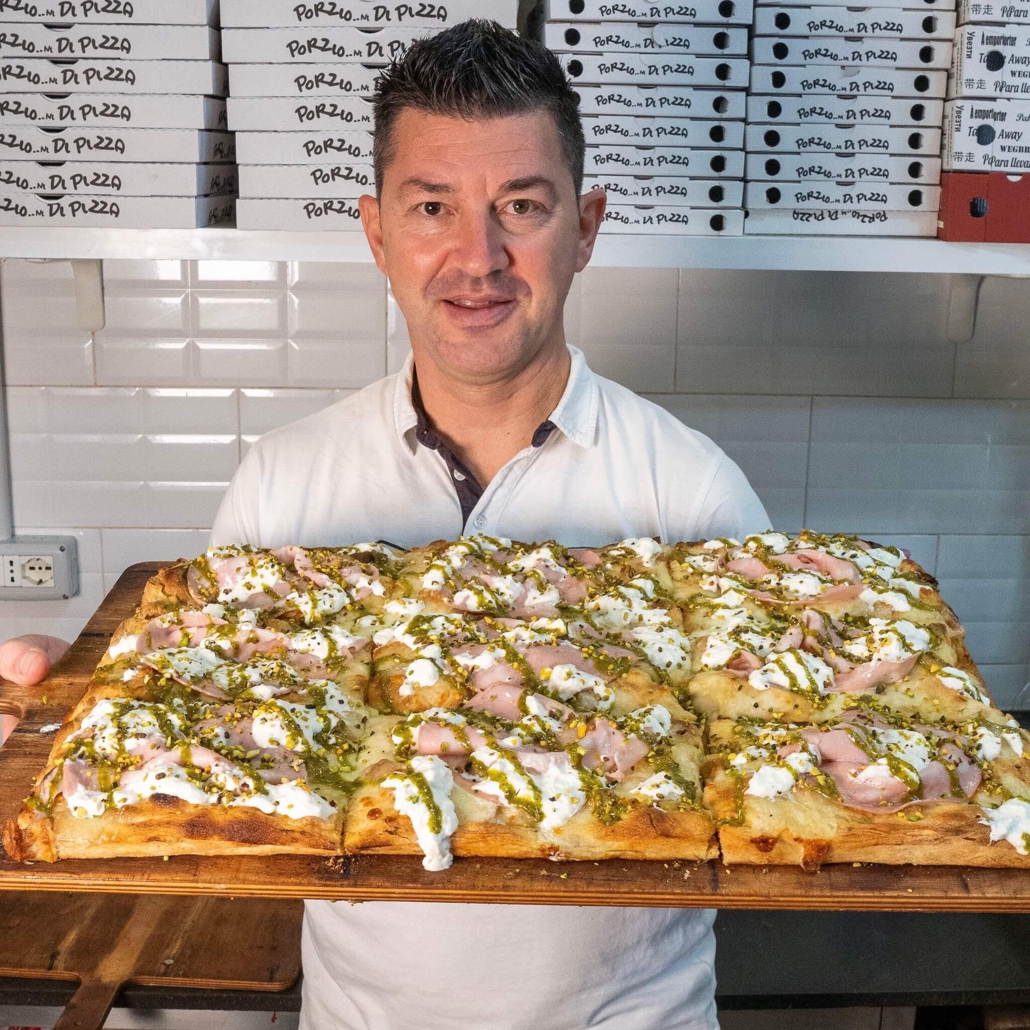 Errico Porzio inaugura il quarto Porzio…Ni di Pizza a Napoli ...